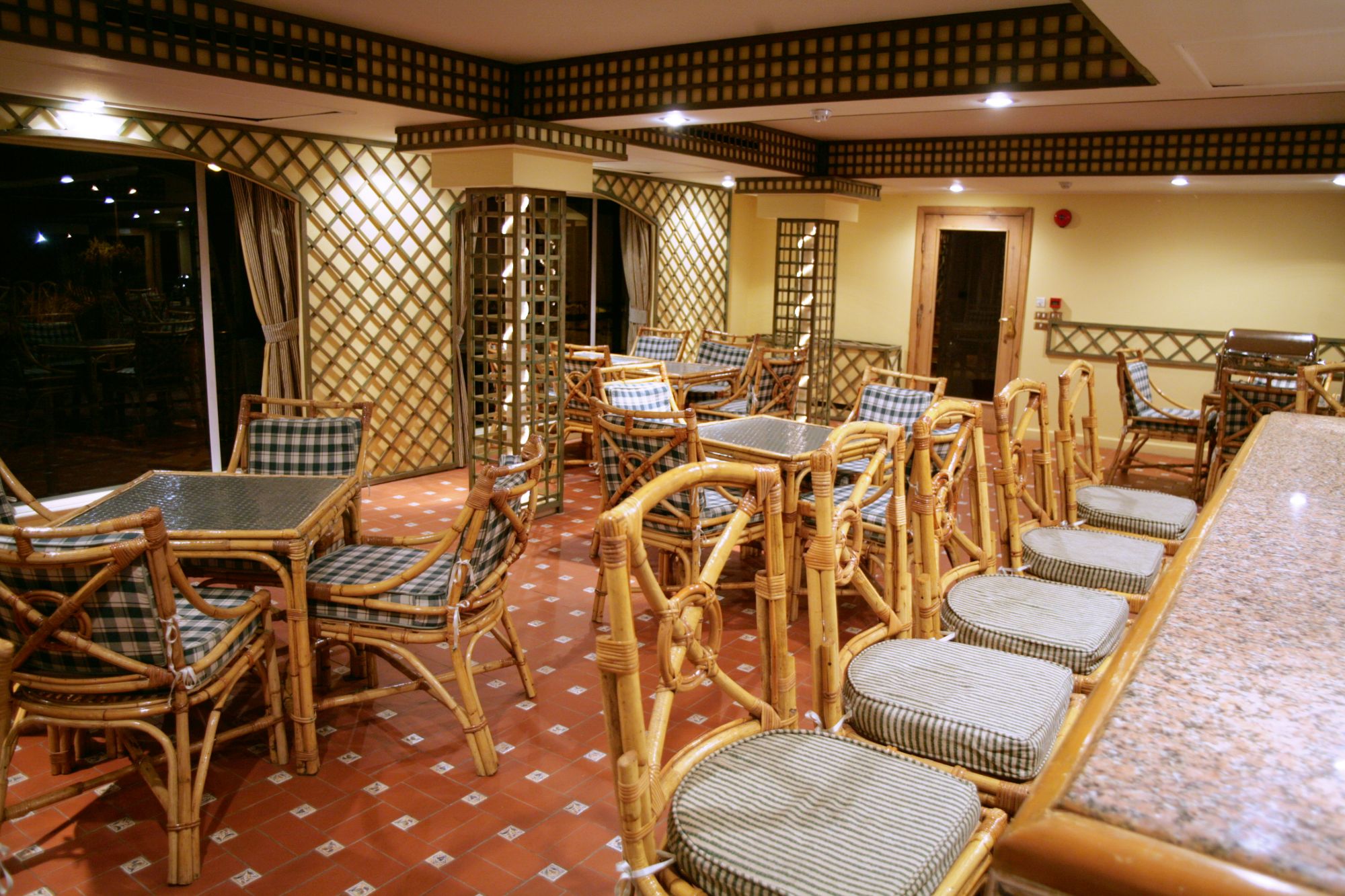 Movenpick Prince Abbas Lake Cruise | Lake Nasser Cruises